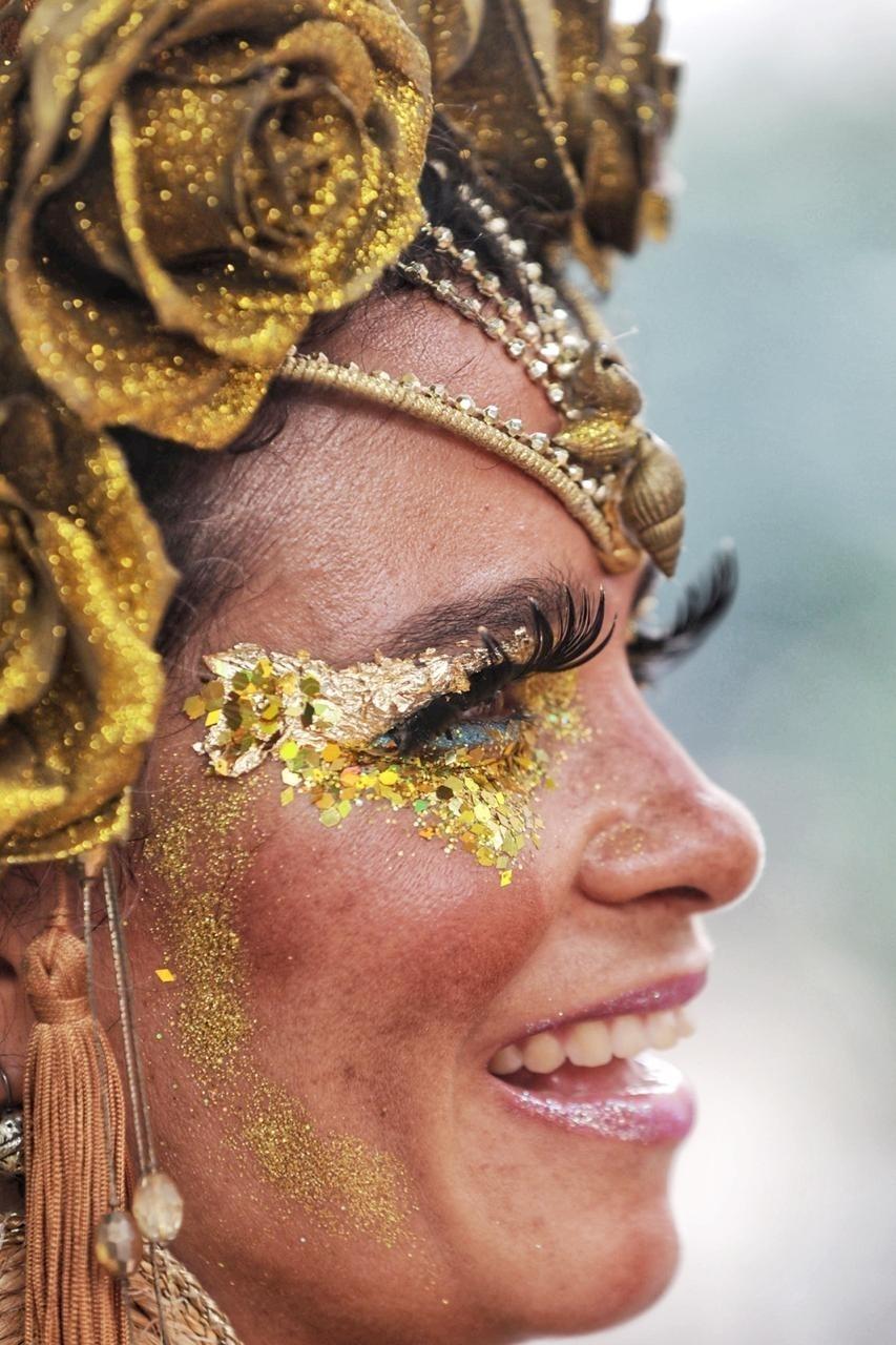 Carnaval: Cordão do Boitatá inicia desfile no centro do Rio de Janeiro