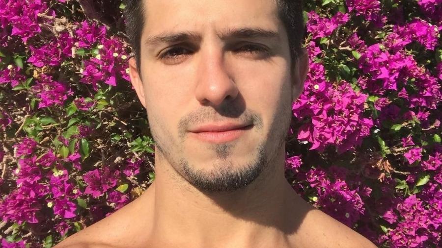 Igor Cosso reage a entrevista que deu antes de se assumir homossexual