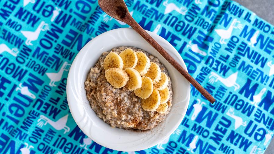 Mingau feito no micro-ondas é opção prática e nutritiva para café da ...