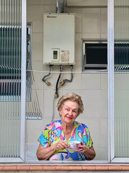 Da janela de quarentena a musa do Instagram: conheça Dona Eunice, 90 ...