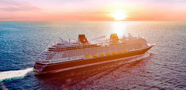 Navio da Disney tem experiências com personagens famosos