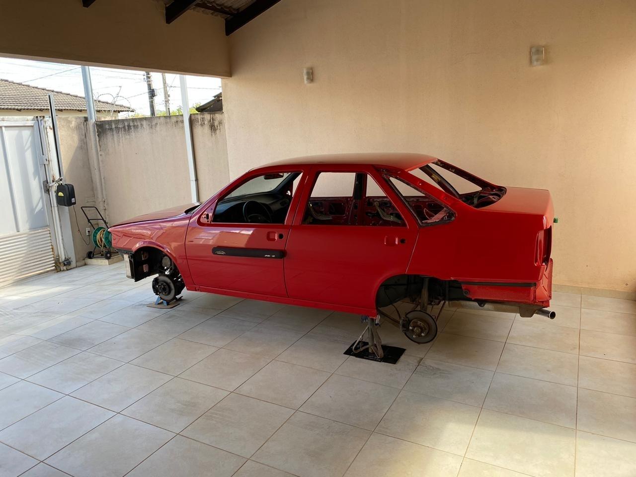 Fiat Tempra Stile 1996 é restaurado e recupera raro interior bege