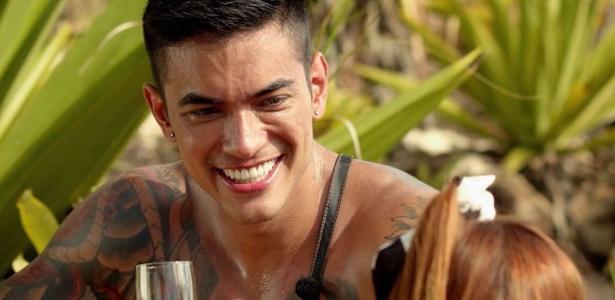 CS:GO: Lincoln "fnx" Lau vira meme no Twitter em "De Férias com o Ex ...