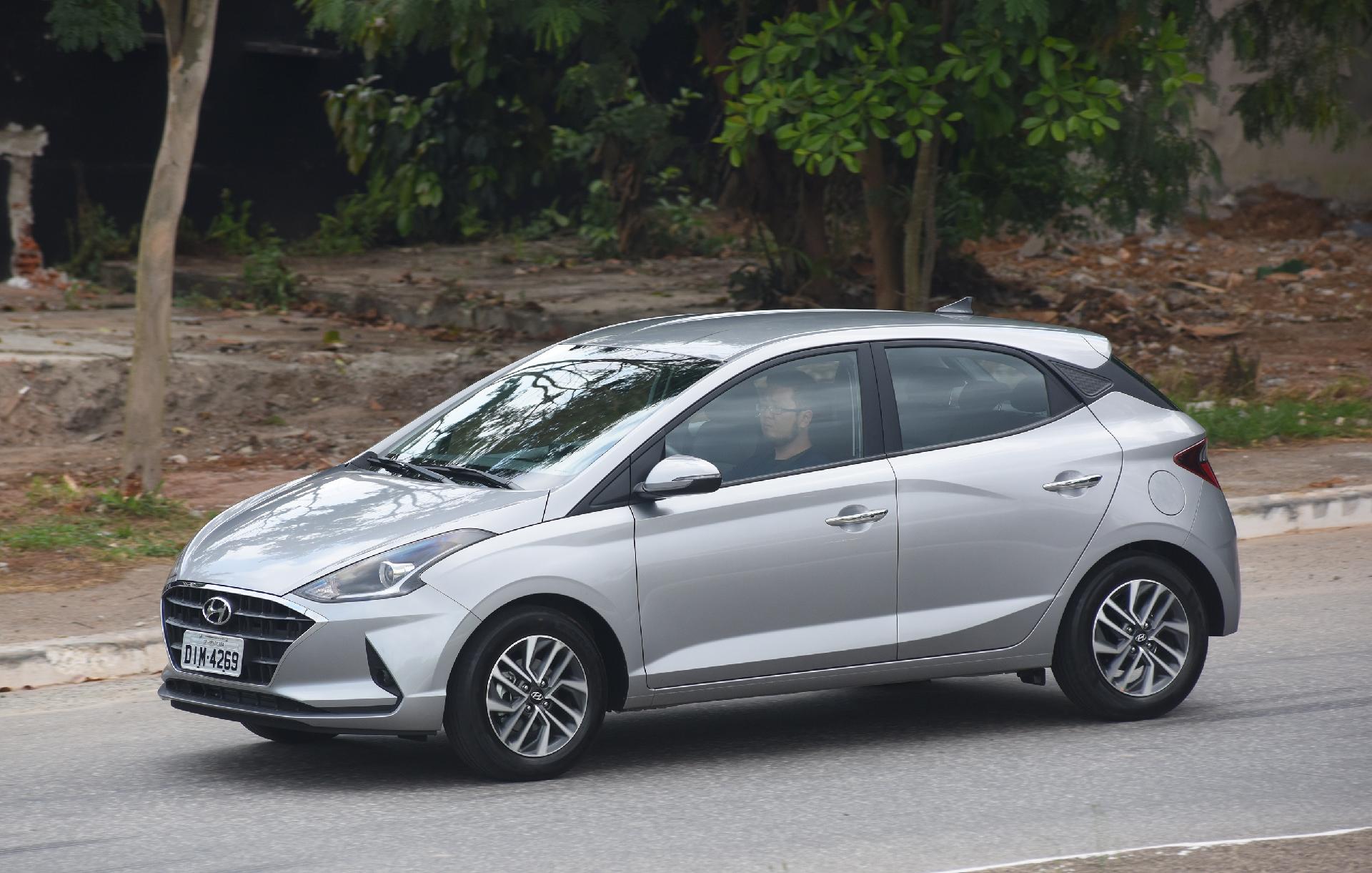 Hyundai HB20, HB20S e HB20X 1.6 trazem novidades na linha 2021 - 10/07 ...