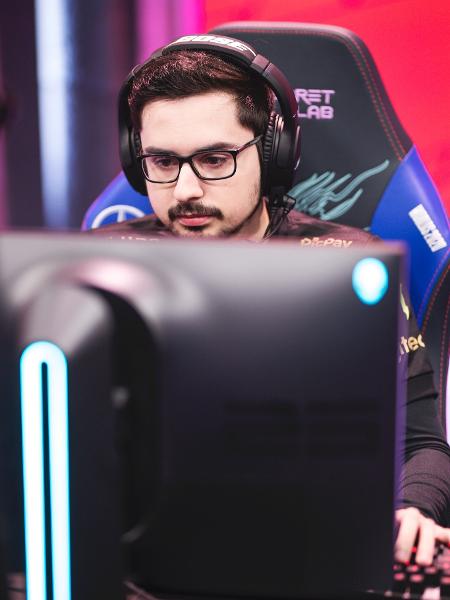 Cinco anos após ban por elojob, Shini exalta maturidade: 'Mal ...