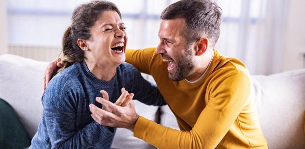 'É mais forte que eu': por que temos crise de riso justo quando não ...