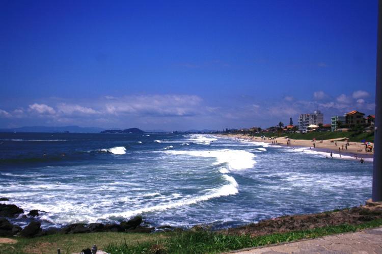 Conheça as 29 praias brasileiras que receberam prêmio 'bandeira azul'