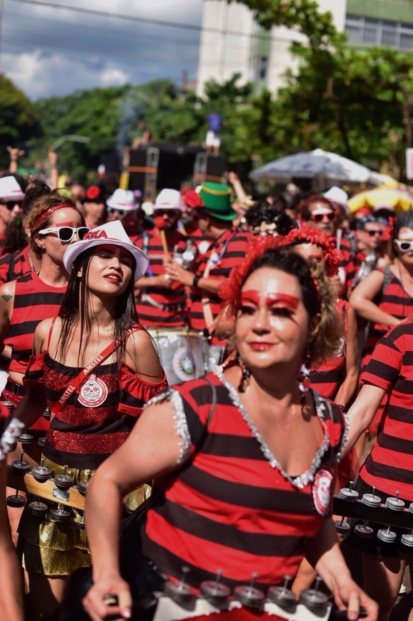 Queixinho celebra dez anos com homenagem ao Grupo Corpo em BH - Minas ...
