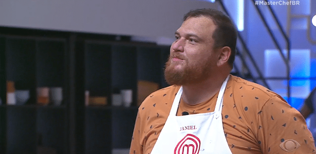 MasterChef: Daniel deixa competição após frango seco