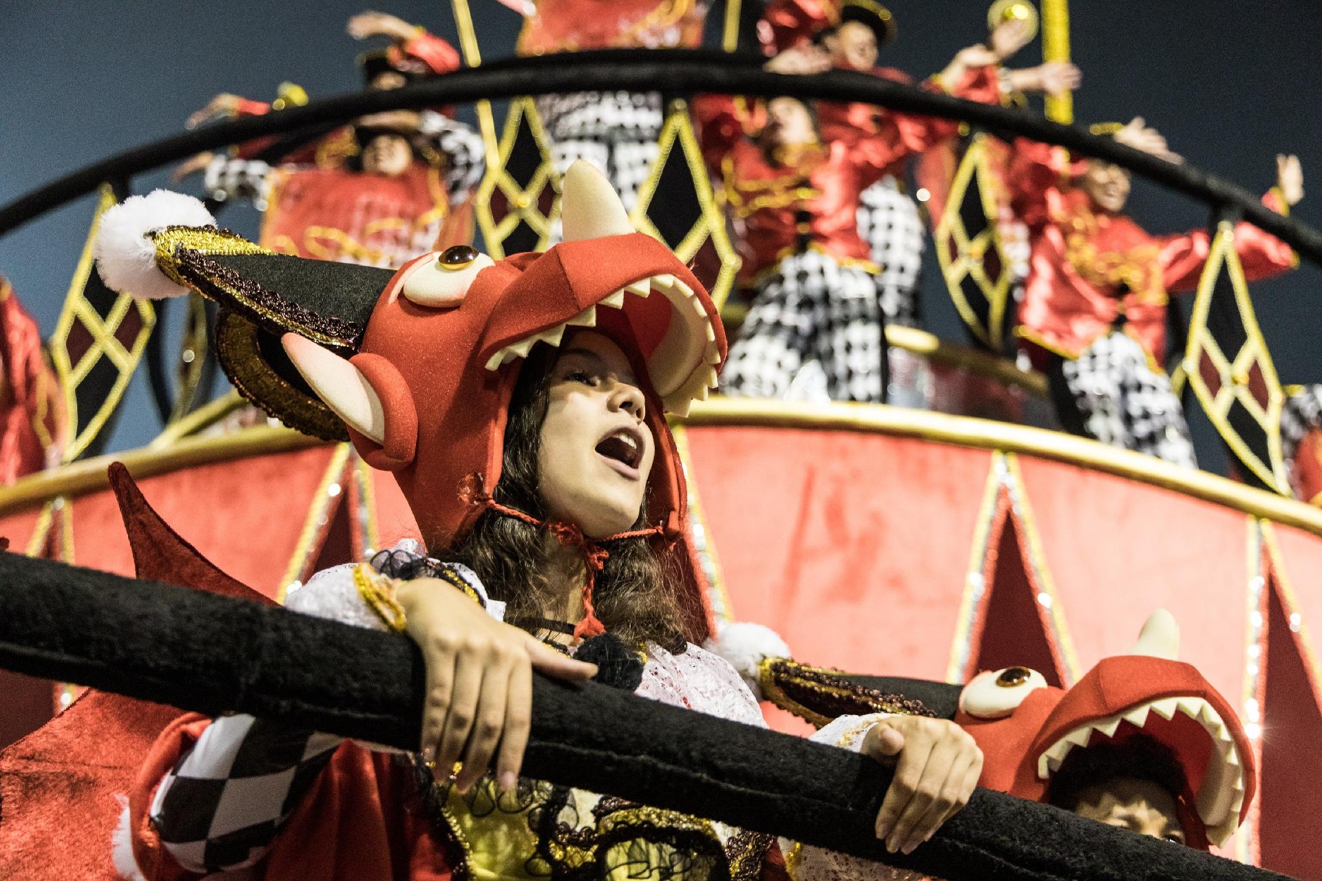 Veja fotos da Dragões da Real no Desfile das Campeãs de SP - São Paulo ...