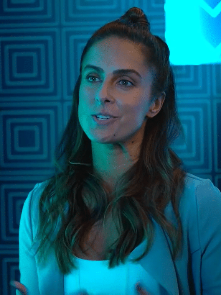 Mesmo sobrenome e profissão: Carol Barcellos é filha de Caco Barcellos?