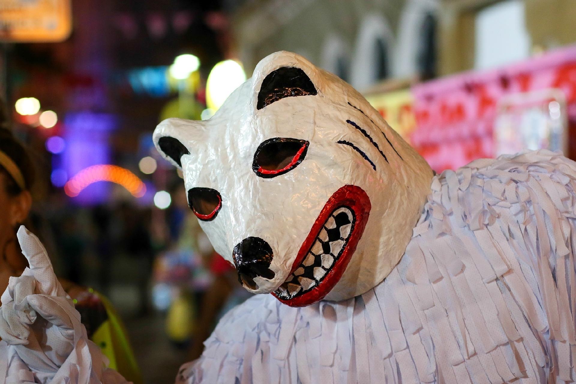 Carnaval: Cabeçudos, Urso, Fofão e mais personagens da folia no Brasil