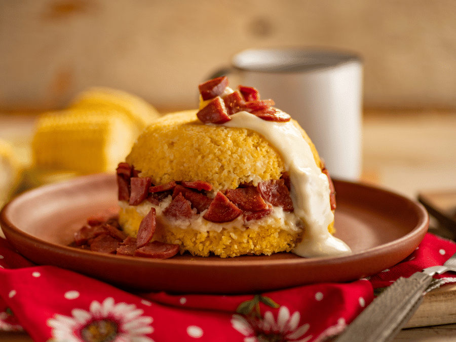 Receita fácil de cuscuz recheado simples de reproduzir