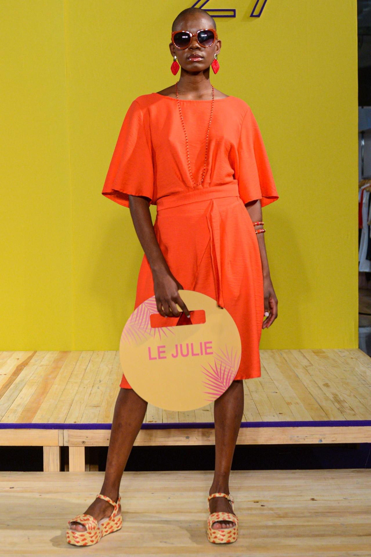 Fotos: Mega Polo Moda primavera/verão 2020: babado, ciganinha e saia ...