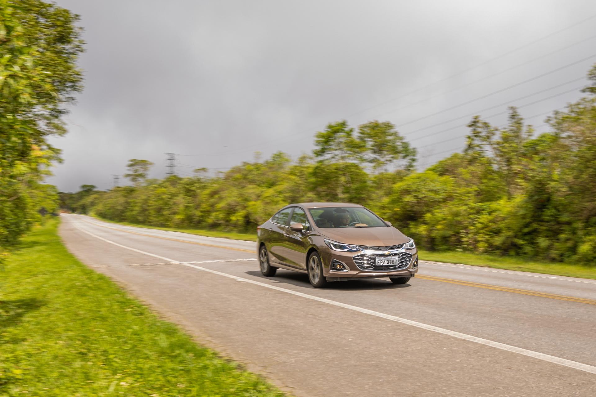 Chevrolet Cruze Premier: conheça a versão 2020 do sedã - Notícias - BOL