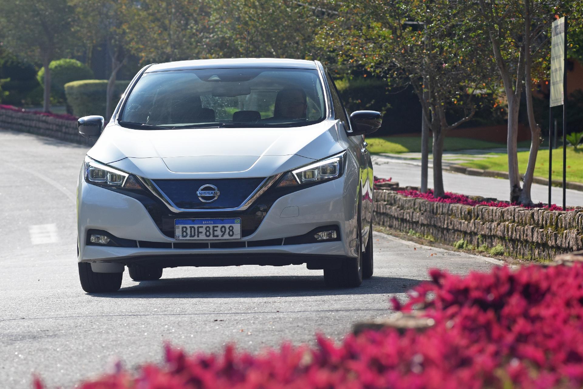 Nissan Leaf: carro elétrico mais vendido do mundo faz 10 anos