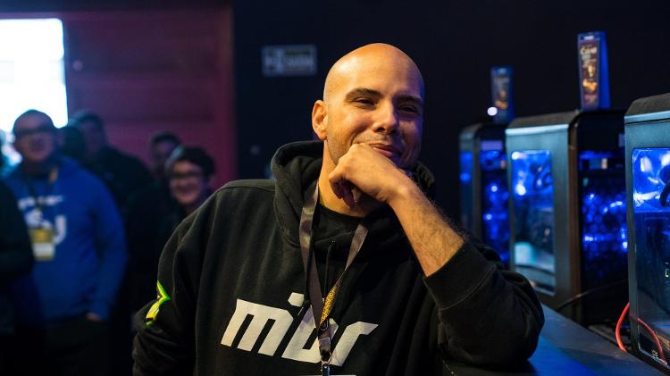 CS:GO: dead, da MiBR, é suspenso por trapaça; entenda e veja ...