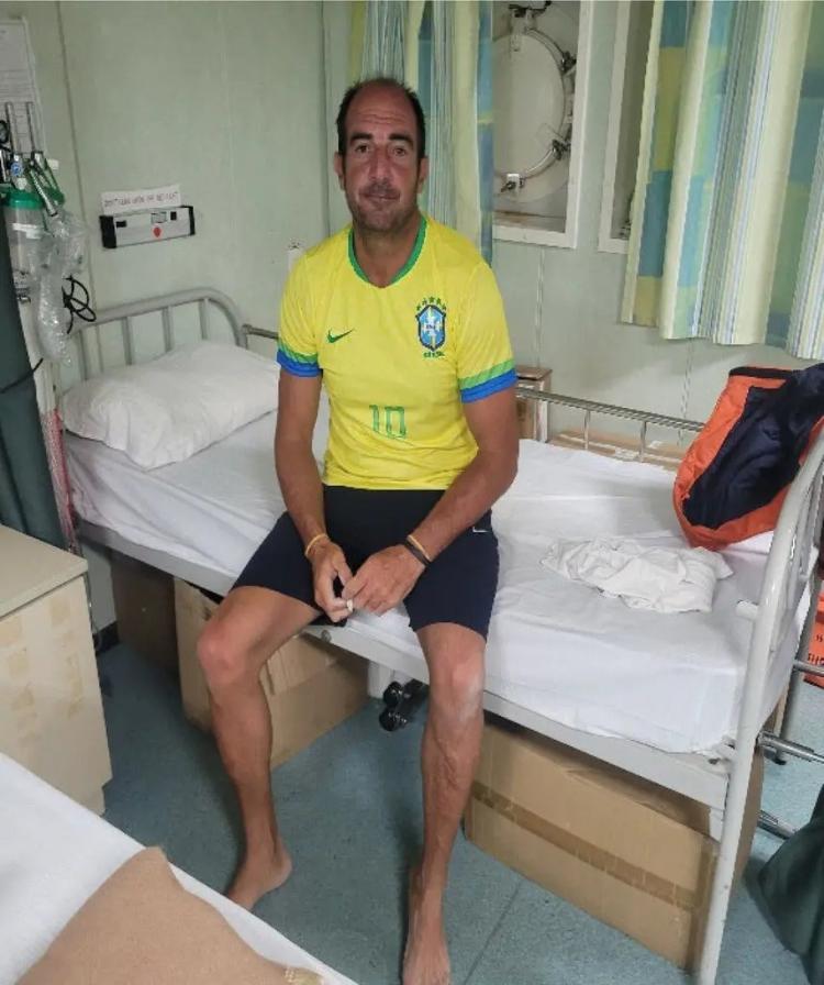 Perdido no mar e sem esperanças, remador é resgatado por acaso ...