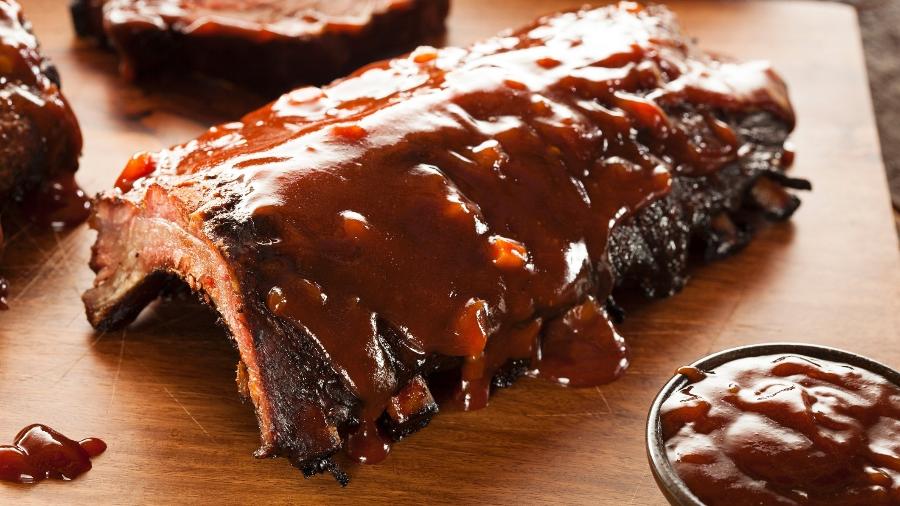 Molho barbecue: aprenda como fazer a receita caseira - 13/11/2020 - UOL ...