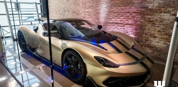 'Mansão de Bruce Wayne': evento vende carrões inspirados no Batman