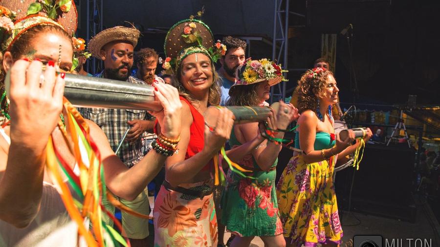 Blocos oficiais, não oficiais e os rolês imperdíveis no Carnaval do Rio ...