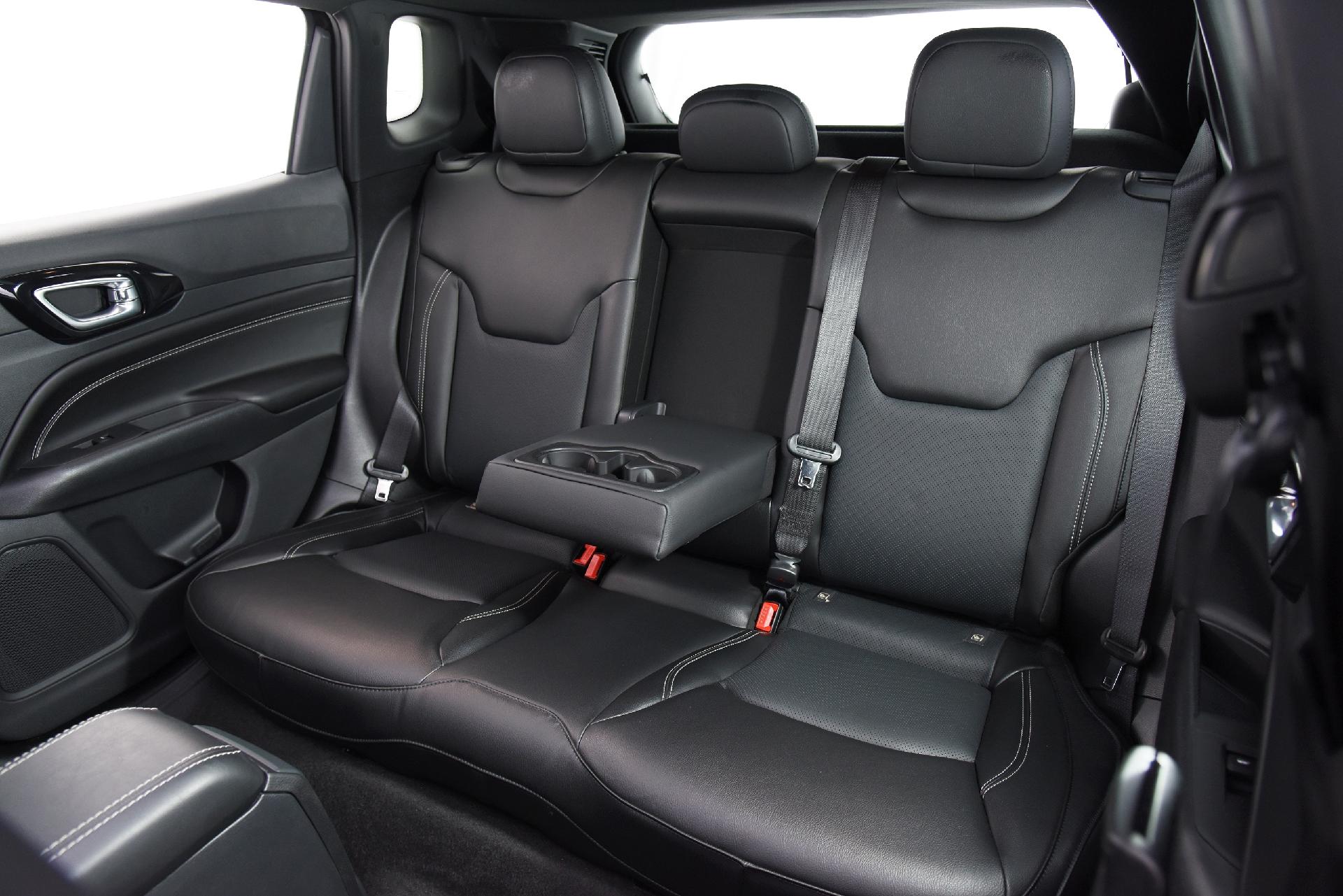 Jeep Compass x Toyota Corolla Cross: qual o melhor SUV médio?