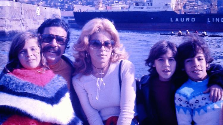 Ela escreveu para irmão em coma por 15 anos e reúne relatos em livro