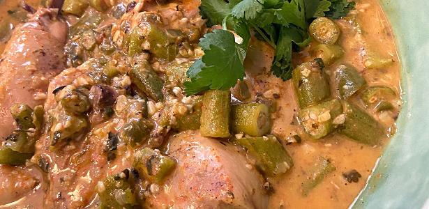 Frango com quiabo: ingredientes e como fazer