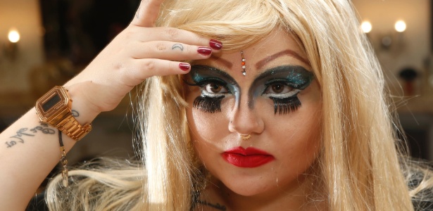 Fotos: Tutorial: mais do que cílios postiços, faux queen exige ...