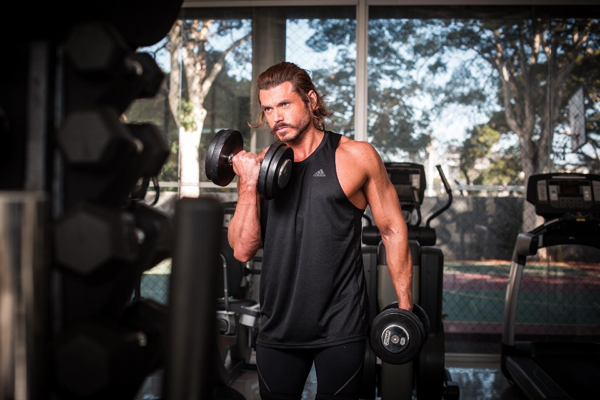 Franklin David: apresentador, repórter e muso fitness - Notícias - BOL