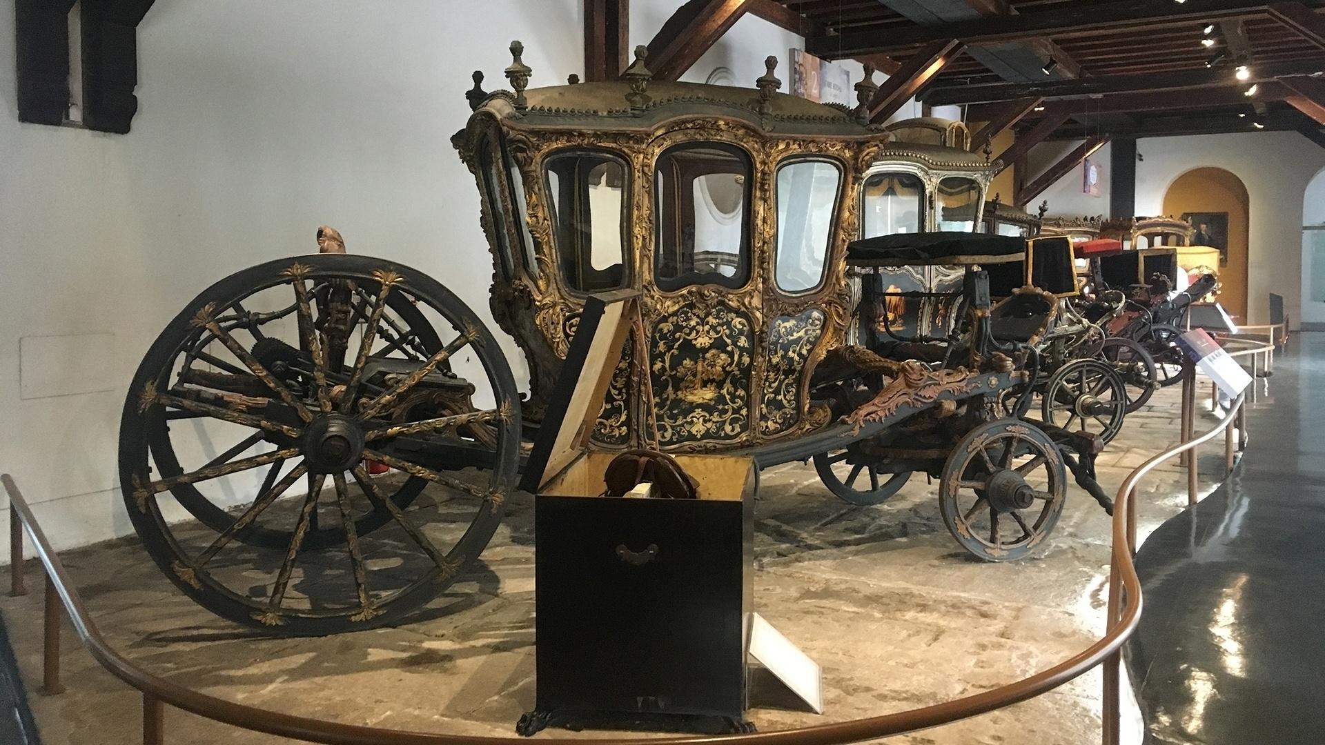 Assim era um "Uber" no século 18; conheça relíquias do museu das carruagens