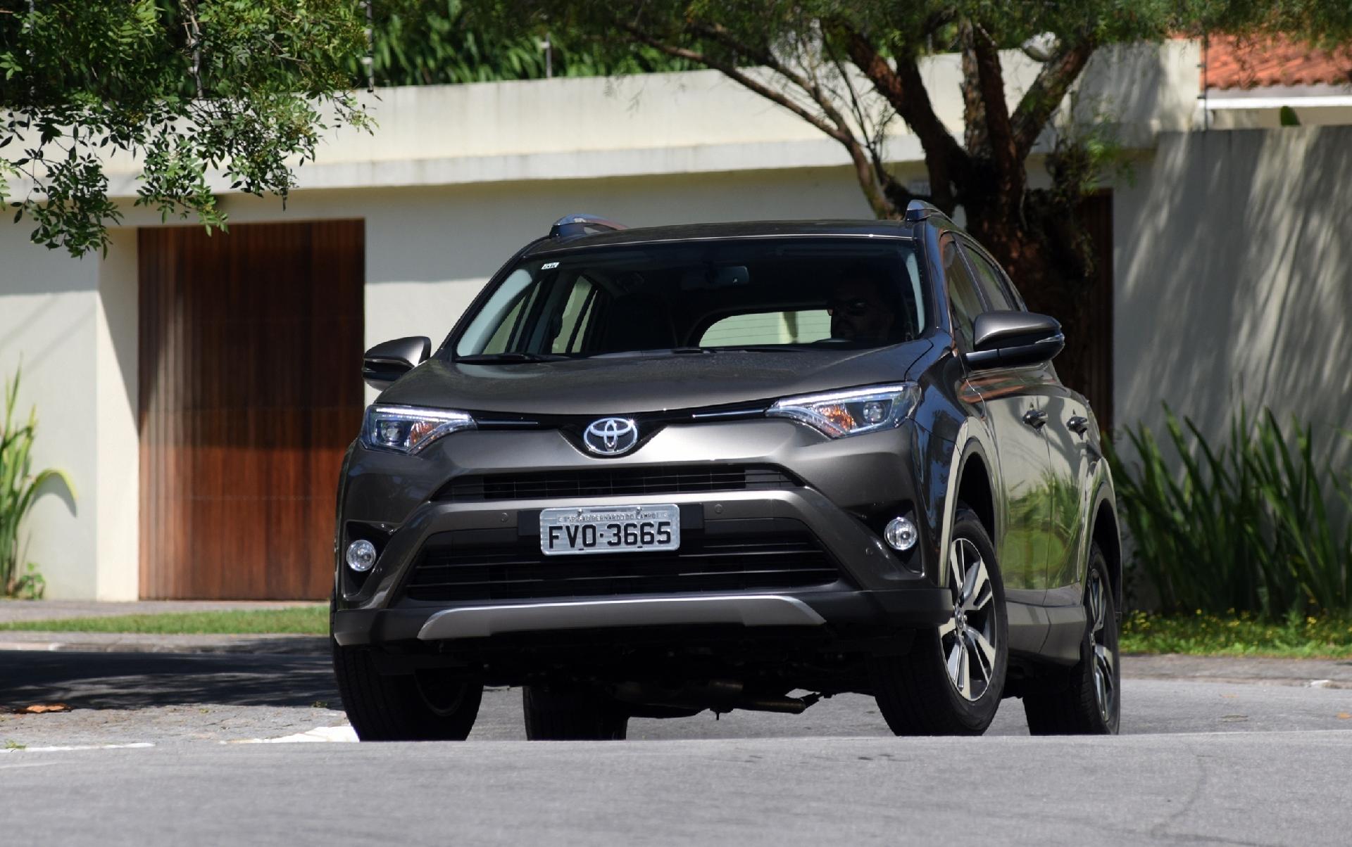 Avaliação: Toyota RAV4