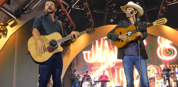Jads & Jadson passeia entre o sertanejo moderno e o raiz em Barretos