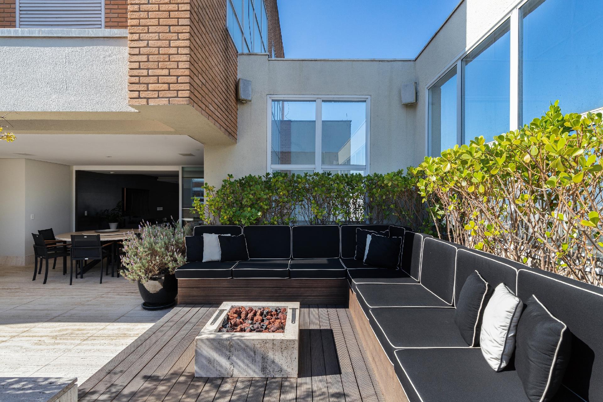 Móveis para a área externa: quais são os materiais e modelos indicados ...