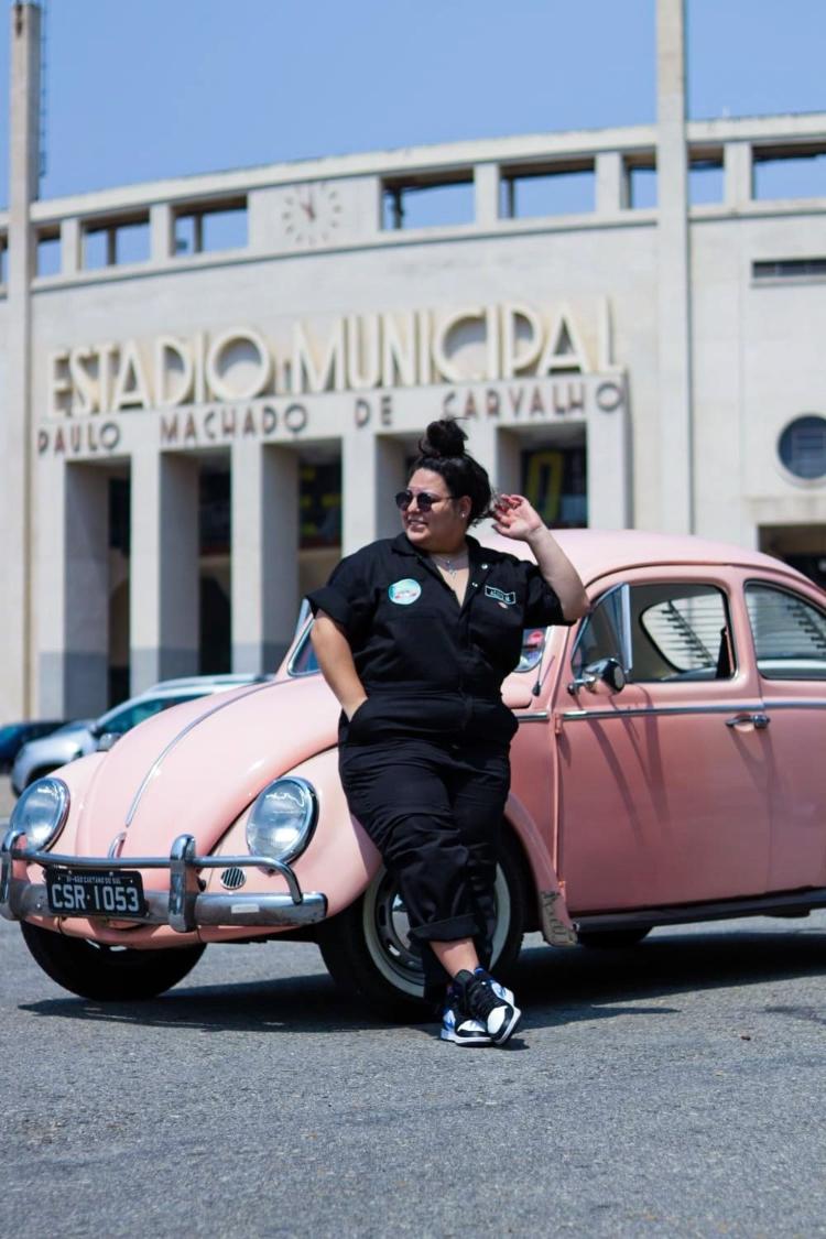Primeiro Fusca rosa com placa preta do BR vira sensação em casamentos ...