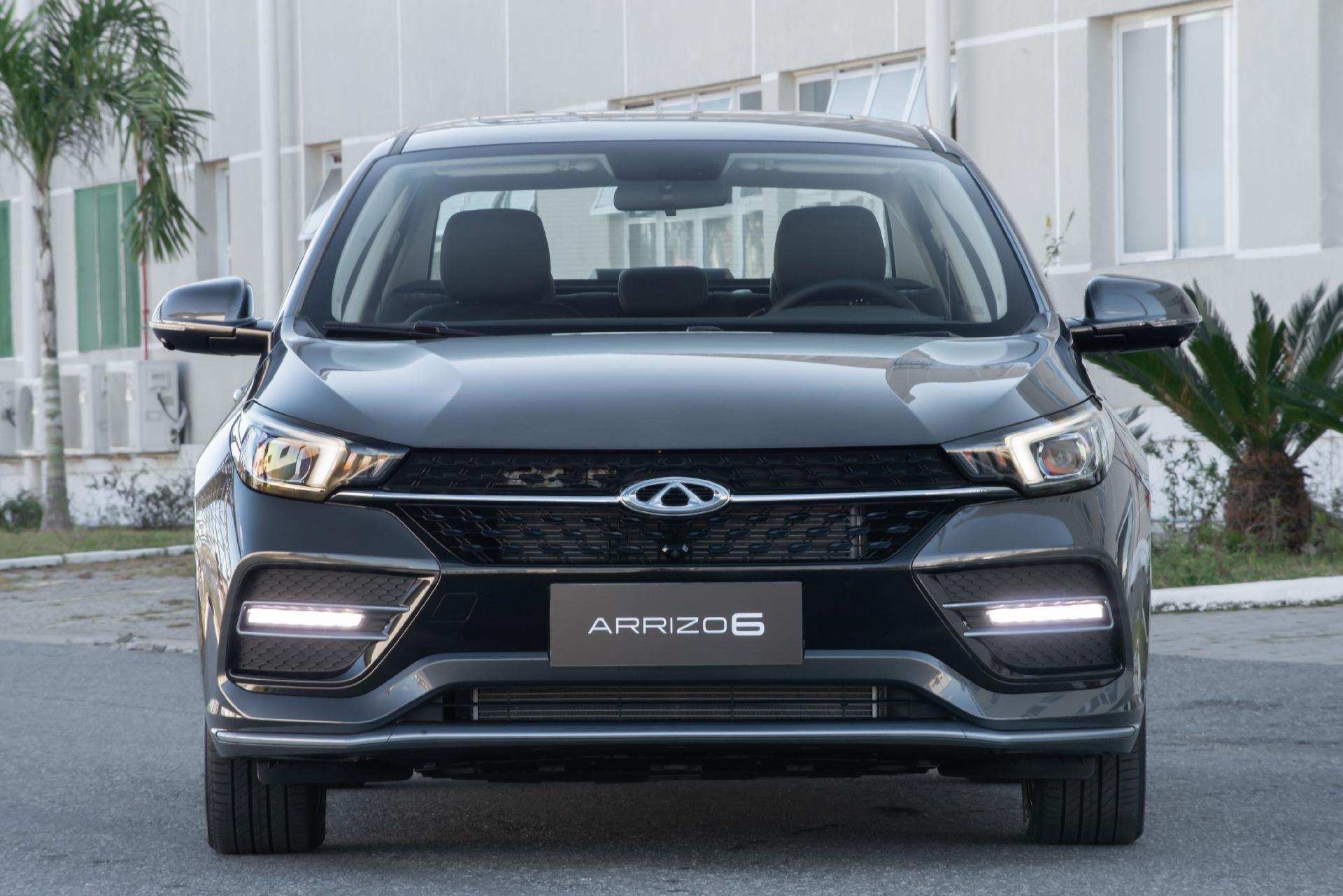 Fotos: Caoa Chery Arrizo 6: sedã de R$ 98.400 vai encarar Civic ...