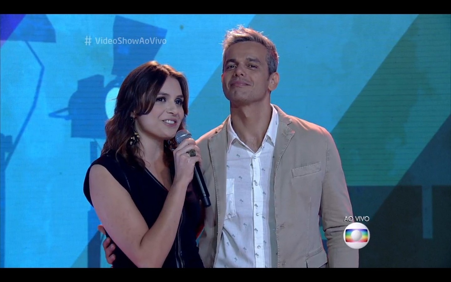 Veja fotos de Monica Iozzi - Fotos - UOL TV e Famosos