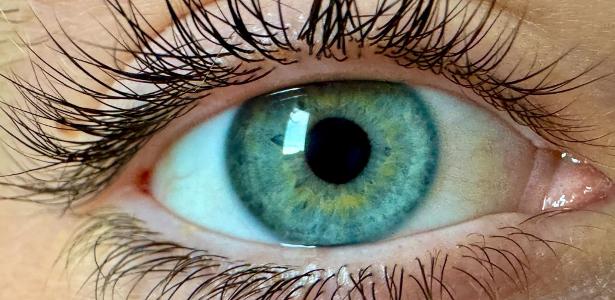 O que define a cor dos olhos? Não tem a ver com pigmento