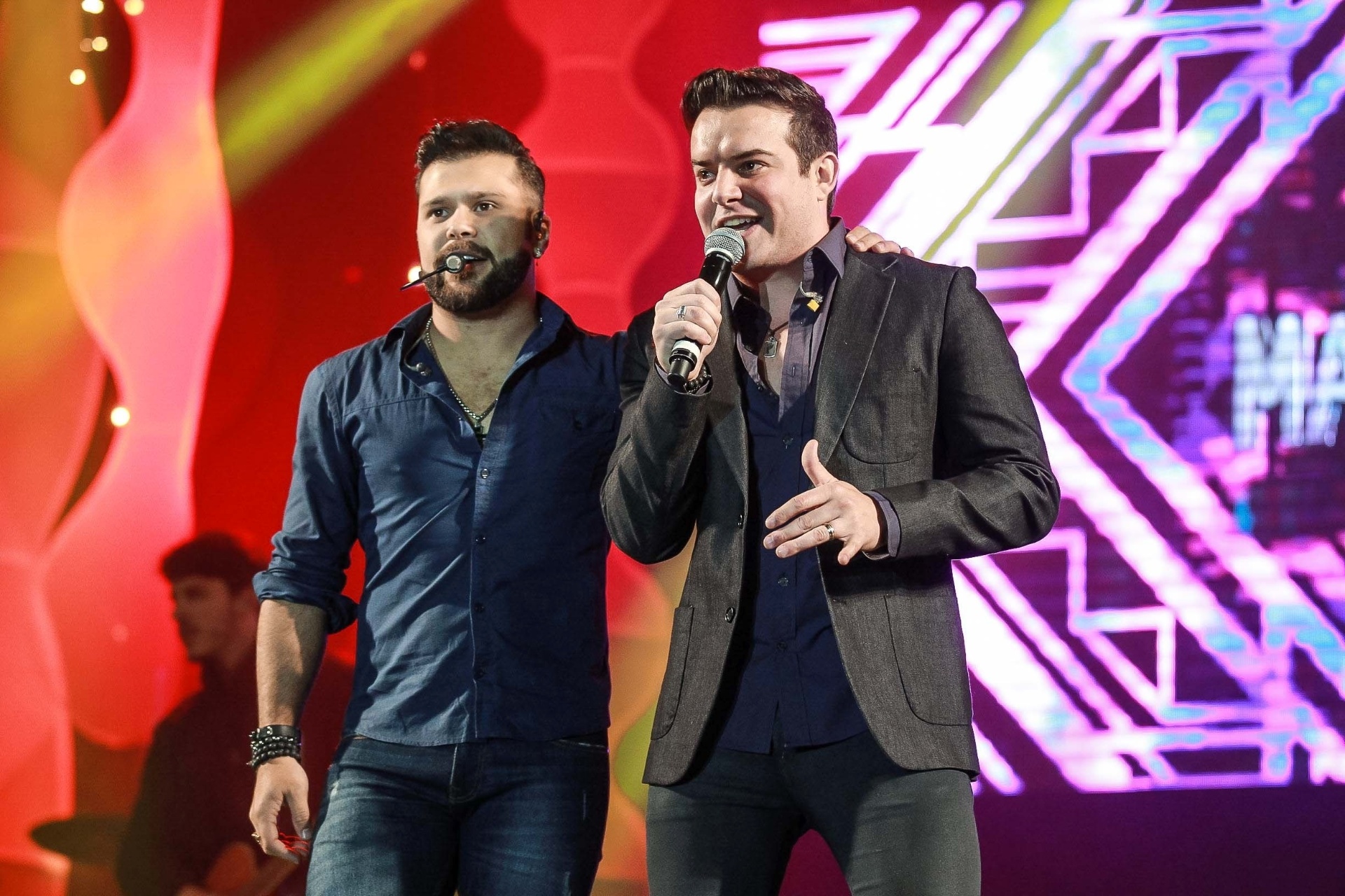 Fotos: Dupla Marcos & Belutti se apresenta no Estância da Serra, em São ...