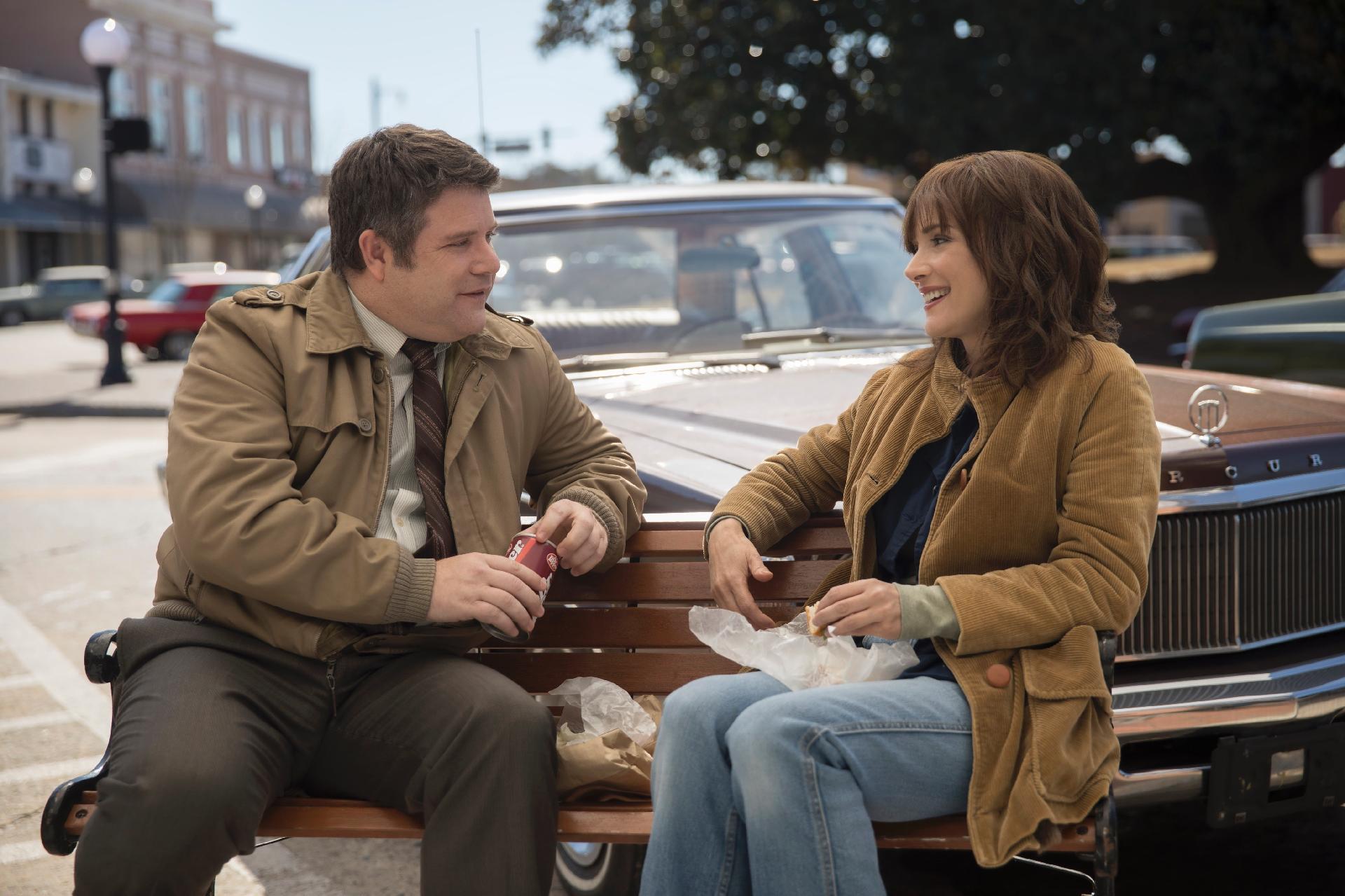 Segunda temporada de "Stranger Things" ganha data de estreia e pôster ...