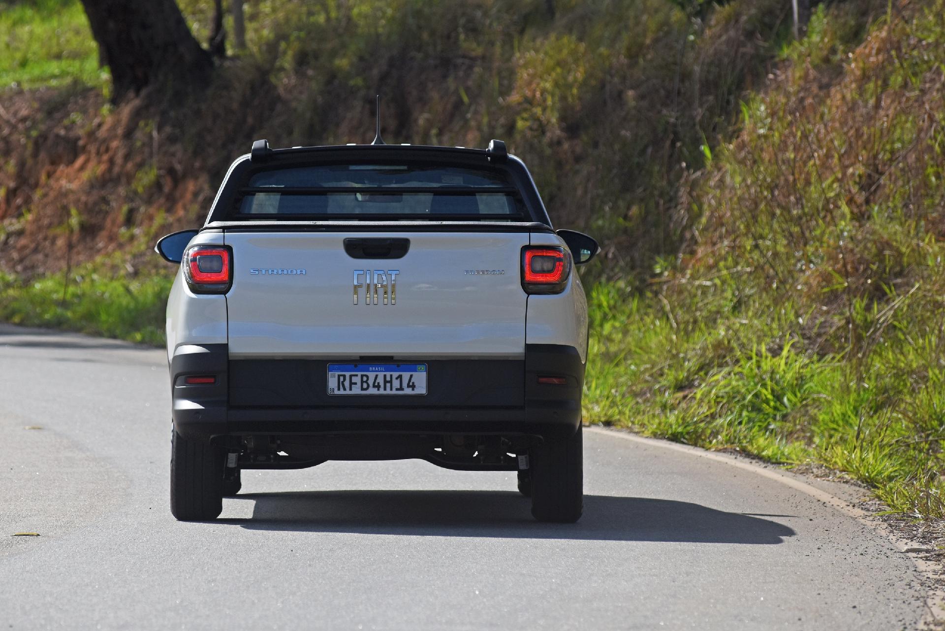 Fiat Strada Freedom: avaliamos a versão de 'lazer' mais acessível da picape
