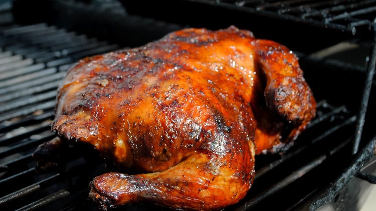 Galeto suculento feito em casa é possível. Veja dicas - 17/03/2020 ...