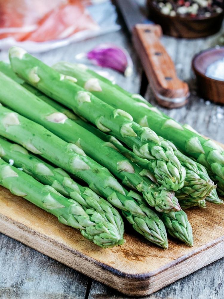 VERDURA MILAGROSA? Conheça os incríveis BENEFÍCIOS do ASPARGO à saúde