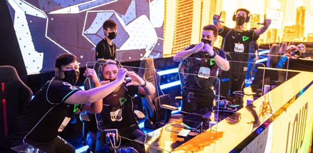 Mundial de Free Fire: LOUD estreia com Booyah e vai pra Final com Fluxo ...