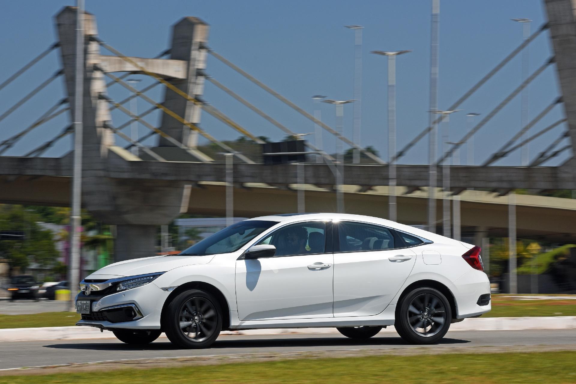 Toyota Corolla x Honda Civic: veja qual é a melhor escolha entre os ...