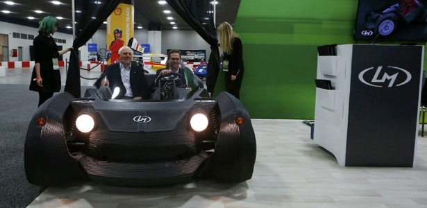 Carro feito inteiro por impressão 3D já é realidade; assista - 10/01 ...