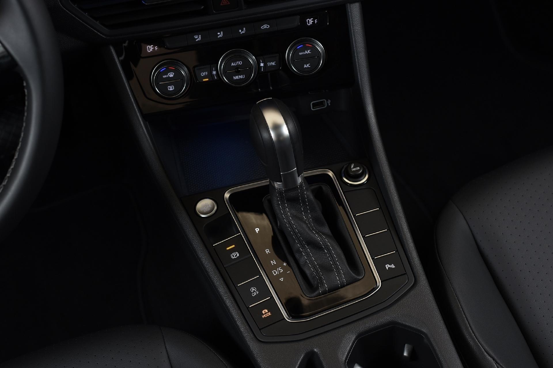 Fotos: Como é o Volkswagen Jetta R-Line 2019 - 20/09/2018 - UOL Carros