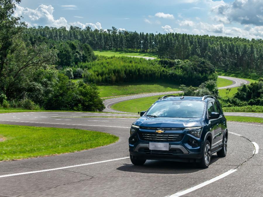 Chevrolet Spin 2025: veterana de 7 lugares evolui com bom custo-benefício