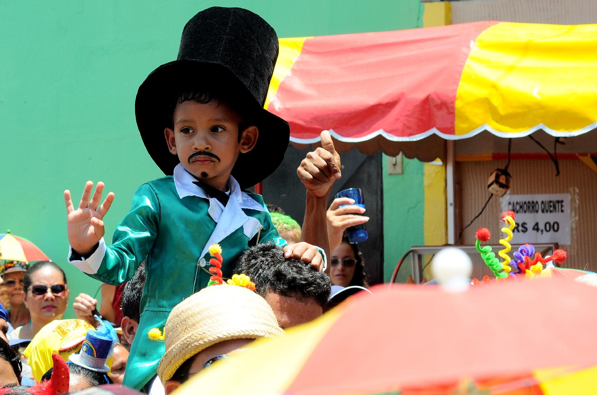 Fotos Carnaval 2017: Xô cansaço! Em Olinda a folia continua com o ...