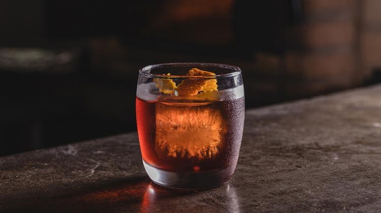 Negroni: tudo o que você precisa saber sobre o drinque e 3 receitas ...